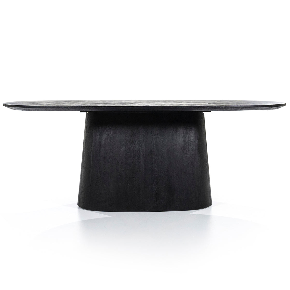 Aron Oval Dining Table by Eleonora